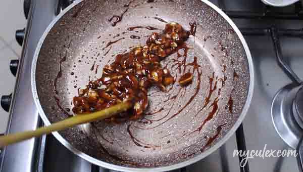 Peanut Jaggery Chikki Recipe • My Culinary Expressions