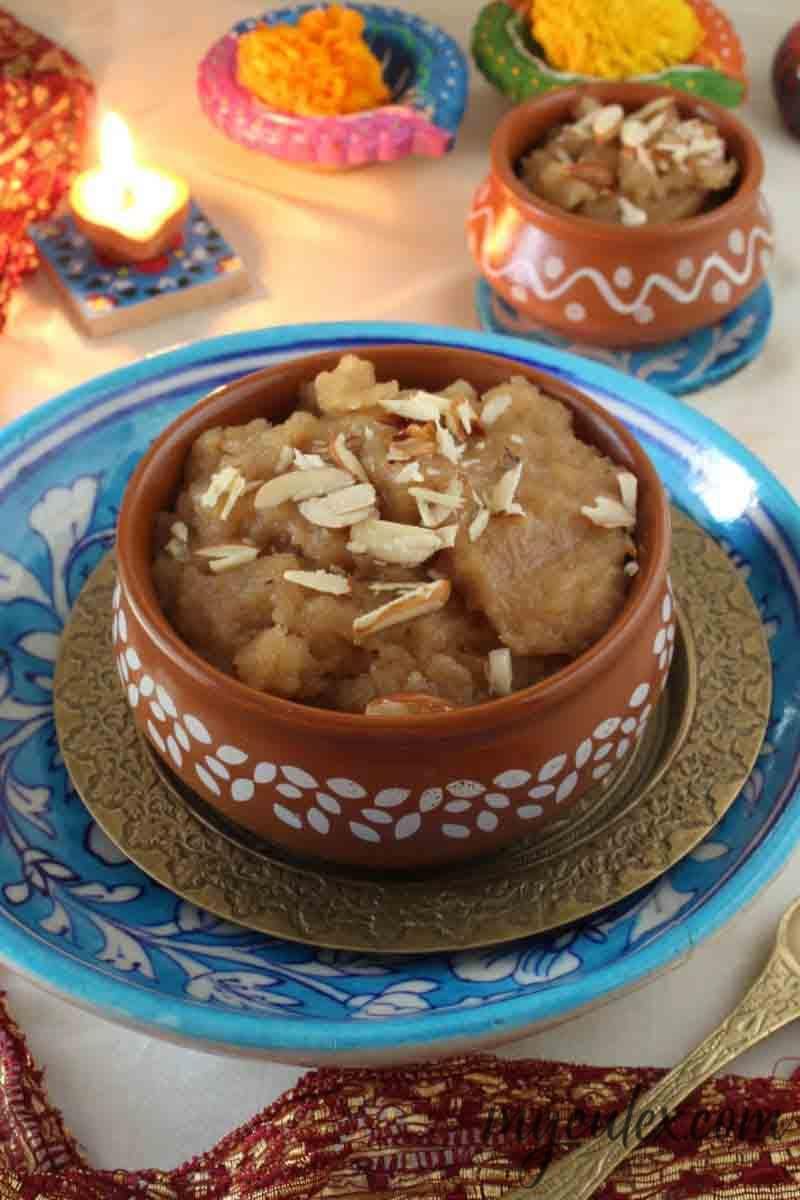 Atte ka Halwa | Atte ka Sheera Recipe - Traditional Prasad Recipe • My ...